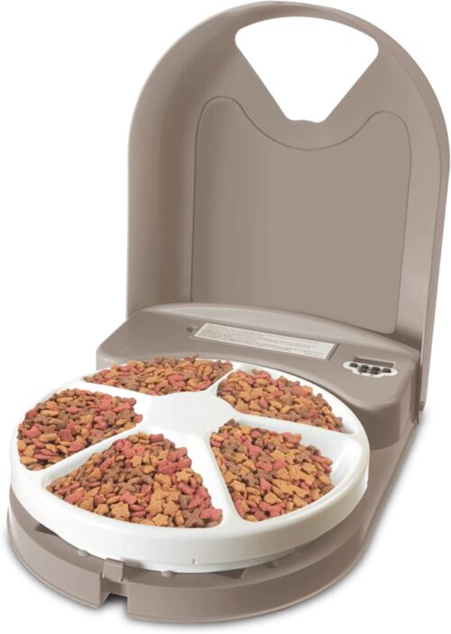 9 Best Automatic Dog Feeders - iHeartDogs.com