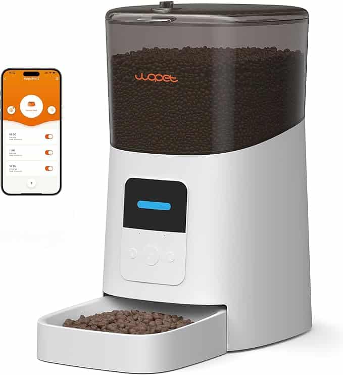 9 Best Automatic Dog Feeders - iHeartDogs.com