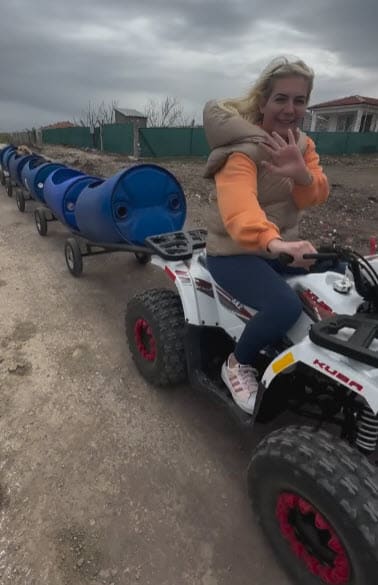 Woman Creates Dog Train to Give Disabled Dogs A Taste of Freedom ...